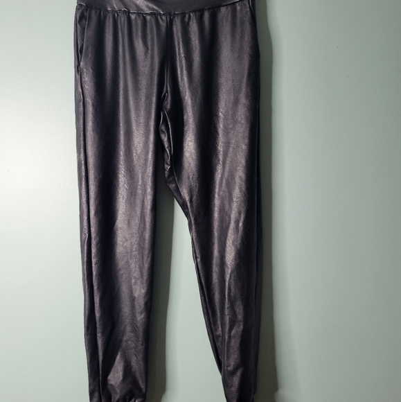 Commando | Pants & Jumpsuits | Commando Faux Vegan Leather Minimalist ...